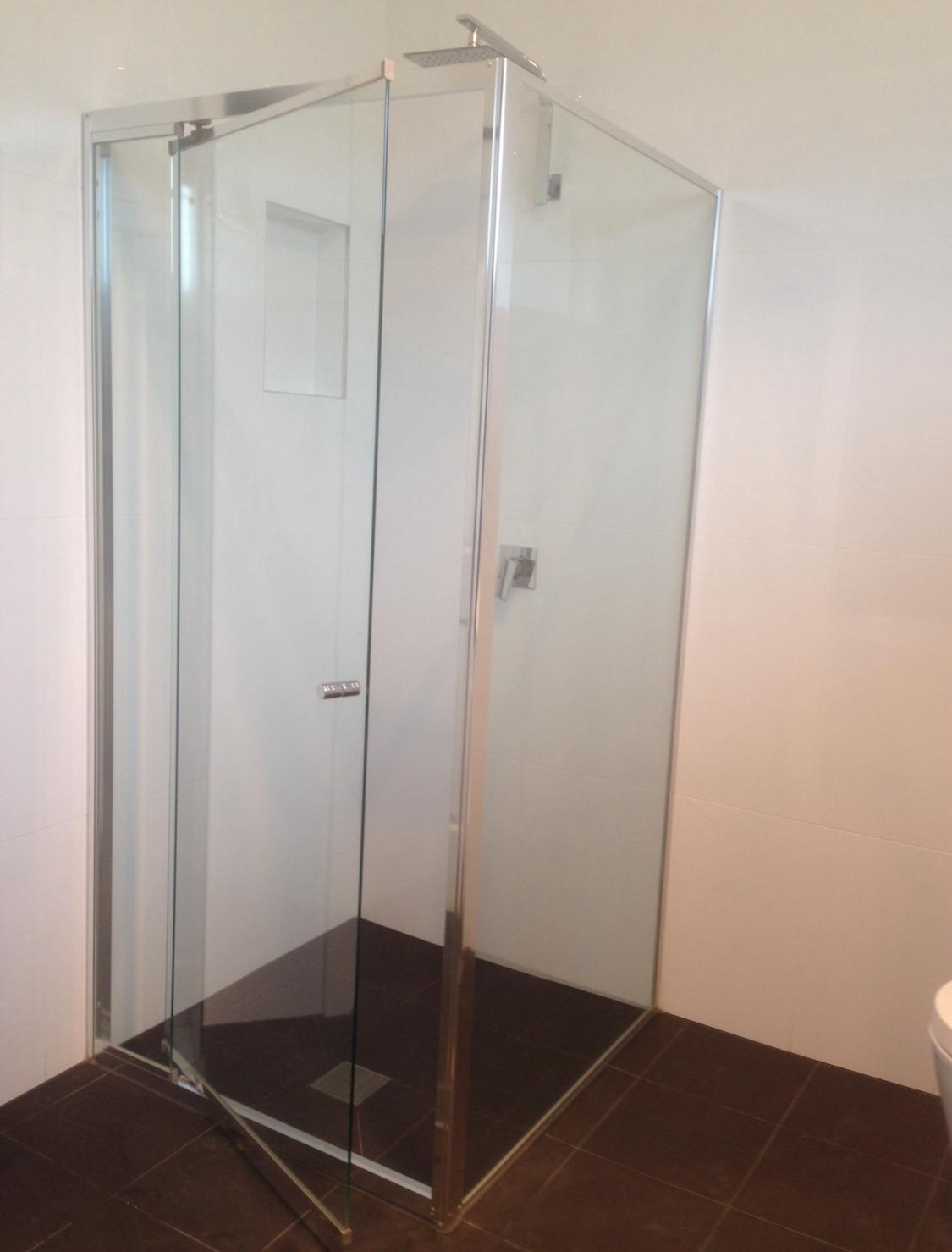 Shower Screen Repairs Sydney – Fast, Expert Glazier Service